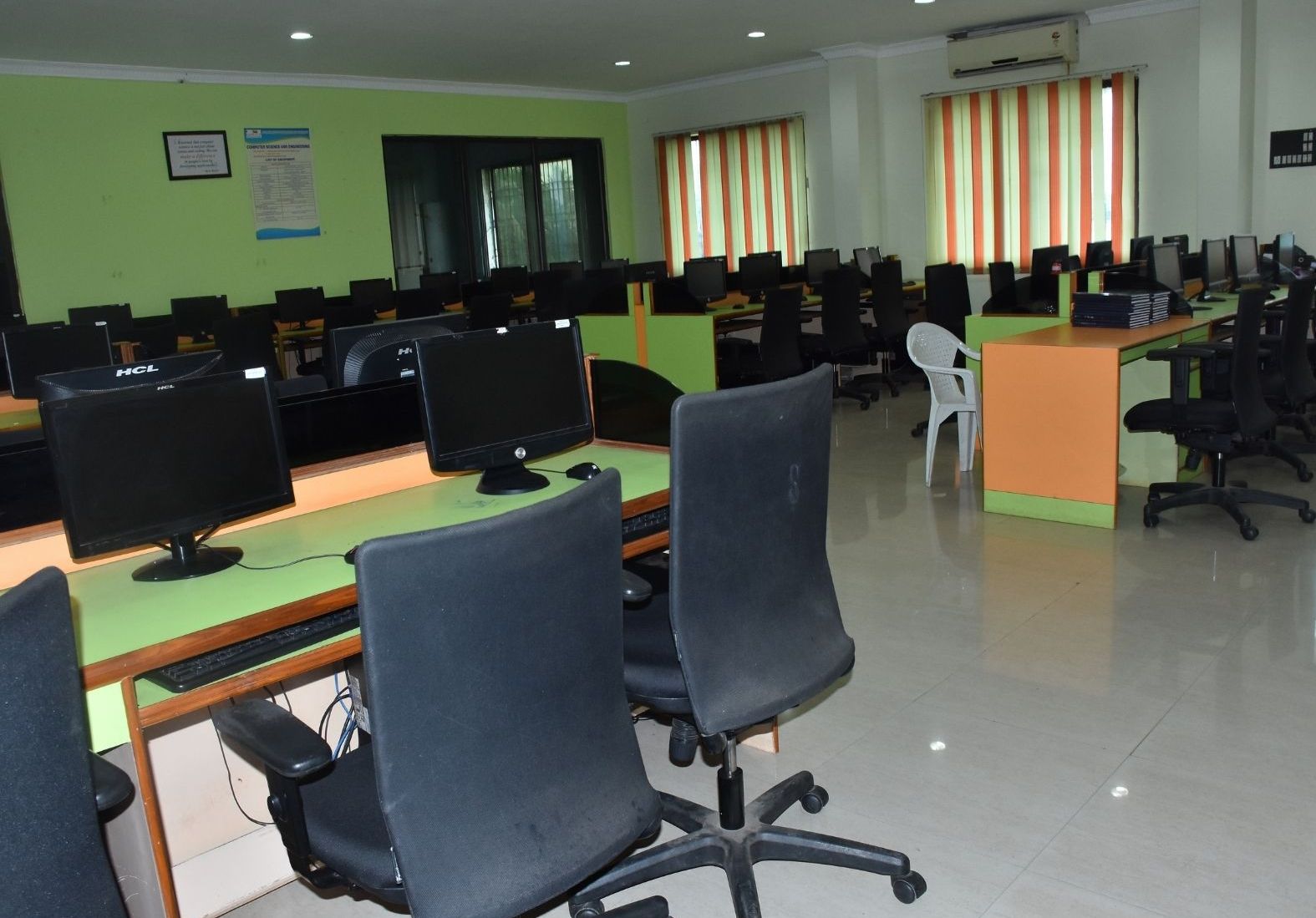 Lab Photos – G PULLAIAH COLLEGE OF ENGINEERING & TECHNOLOGY